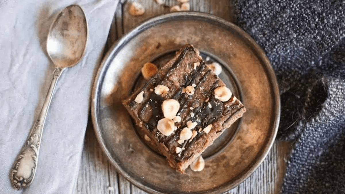 25 Vegan Desserts to Fuel Your Sweet Cravings the Healthy Way